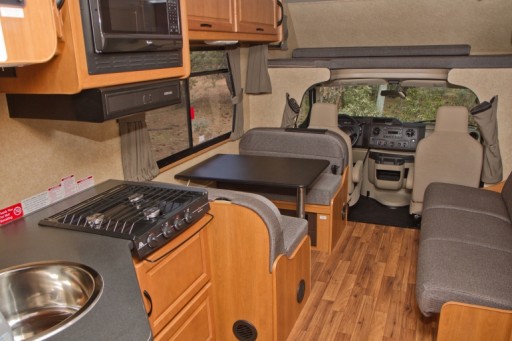 Motorhome C30 Cruise America – Motorhome Trips